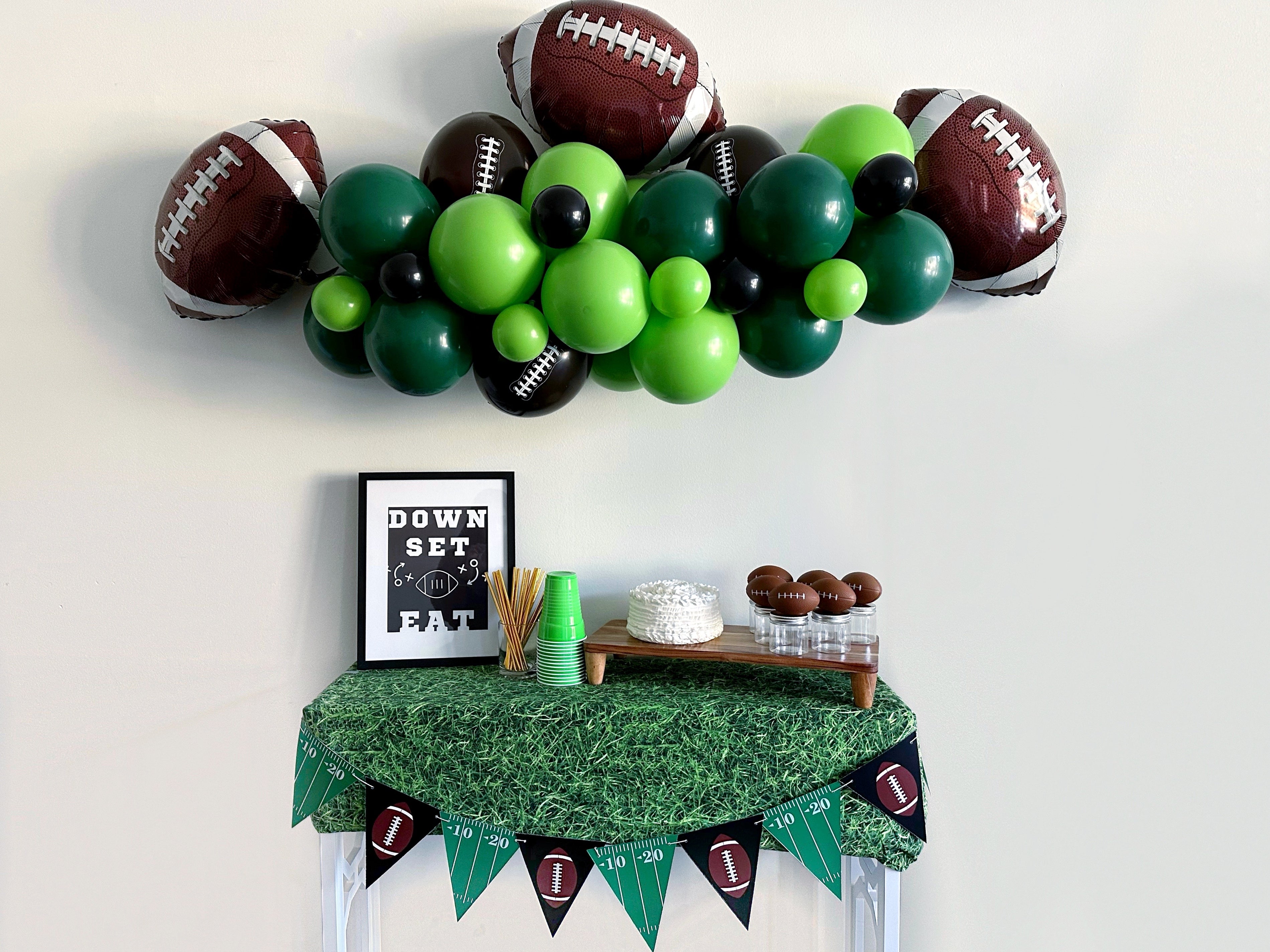 Host an Amazing Super Bowl Party! – Swanky Party Box