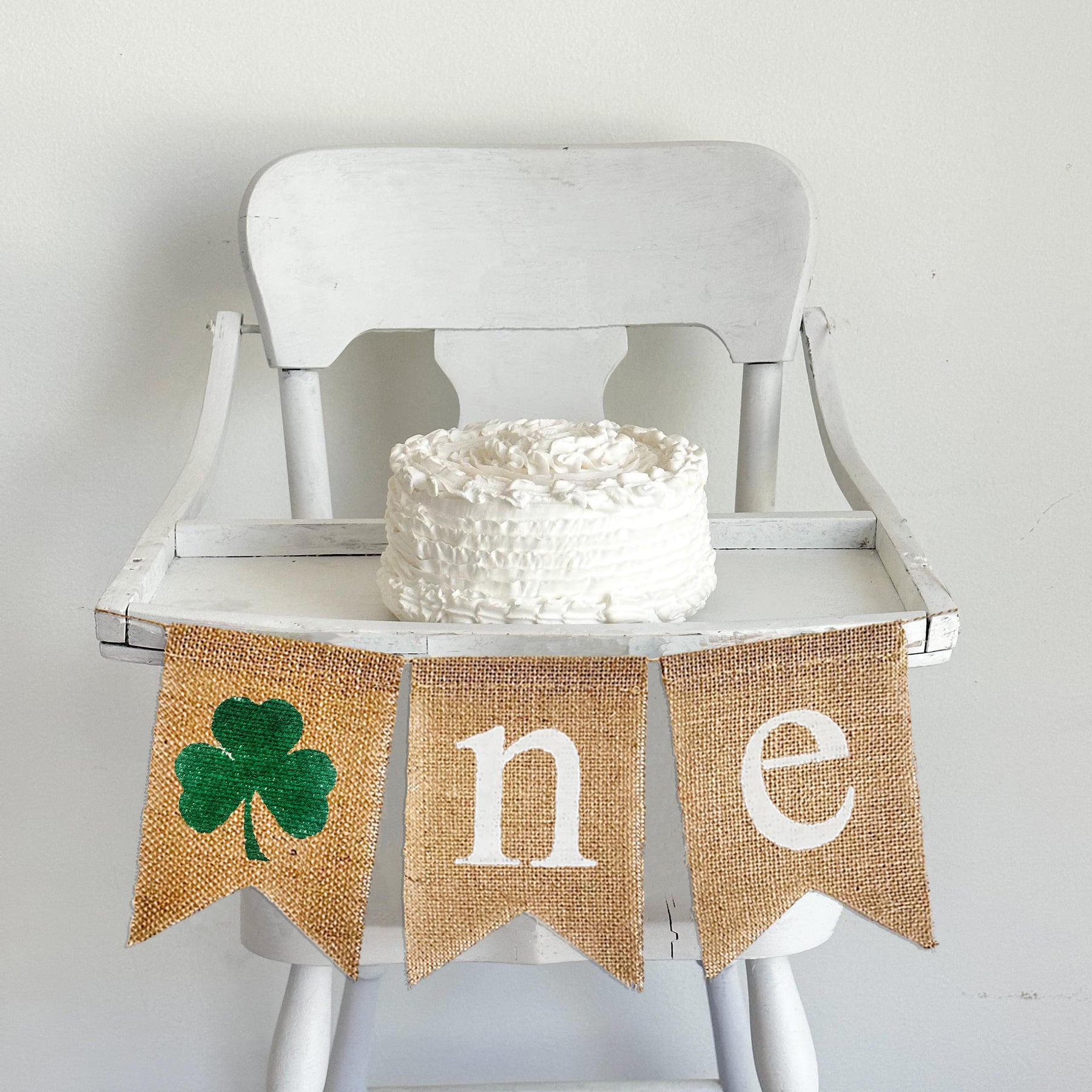 St. Patrick's Day Decorations – Swanky Party Box